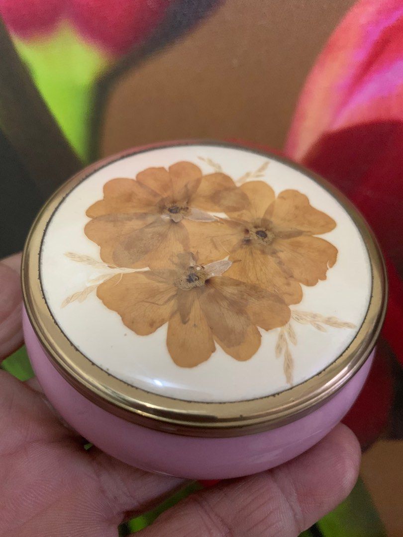 Vintage Framecraft Dried Flower trinket box, Made in the UK, Porcelain ...