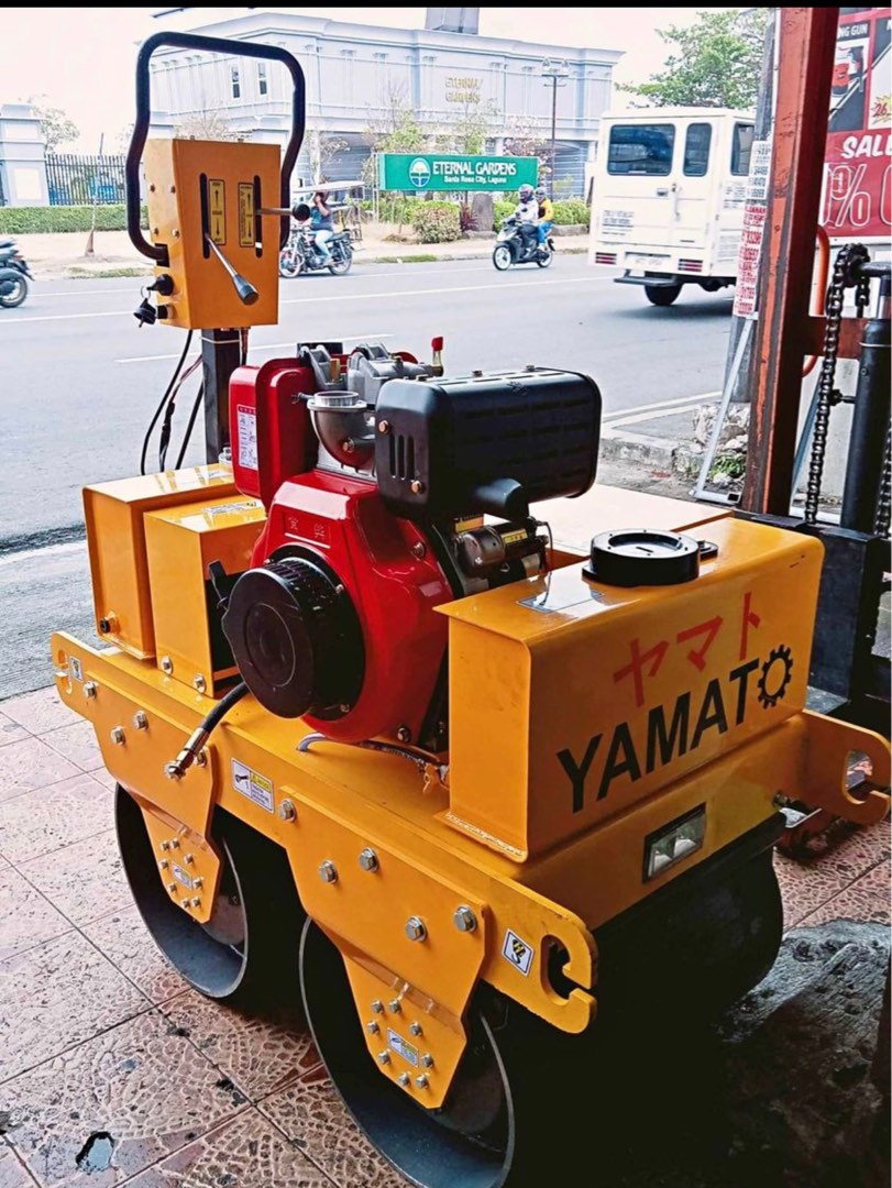 WALK BEHIND VIBRATORY ROLLER (MINI PISON), Commercial & Industrial ...