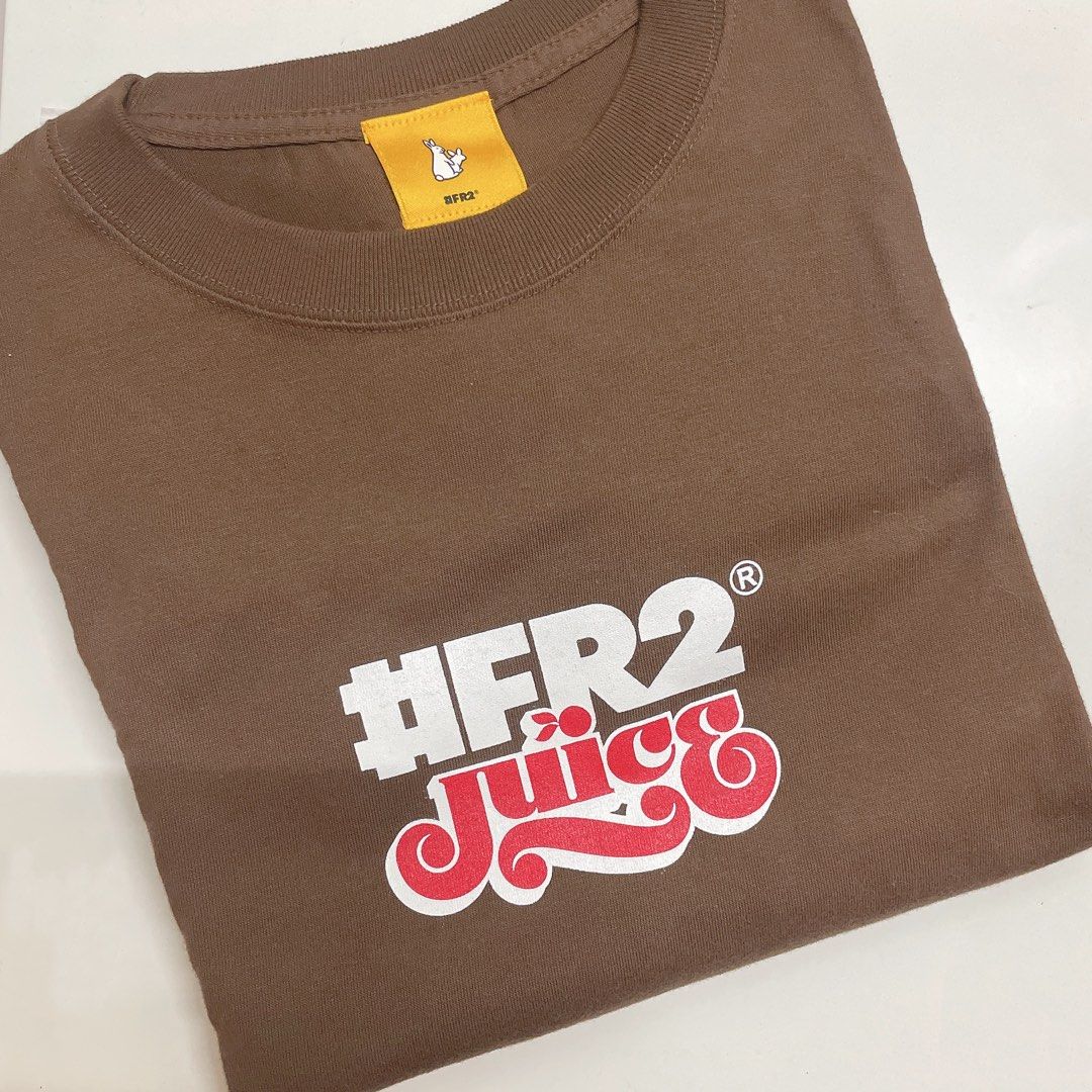 JUICE TAIWAN X FR2 】RABBIT PHOTOGRAPHER TEE（ 台灣限定聯名款 ）, 他的時尚, 上衣與西裝, T恤、Polo衫在旋轉拍賣