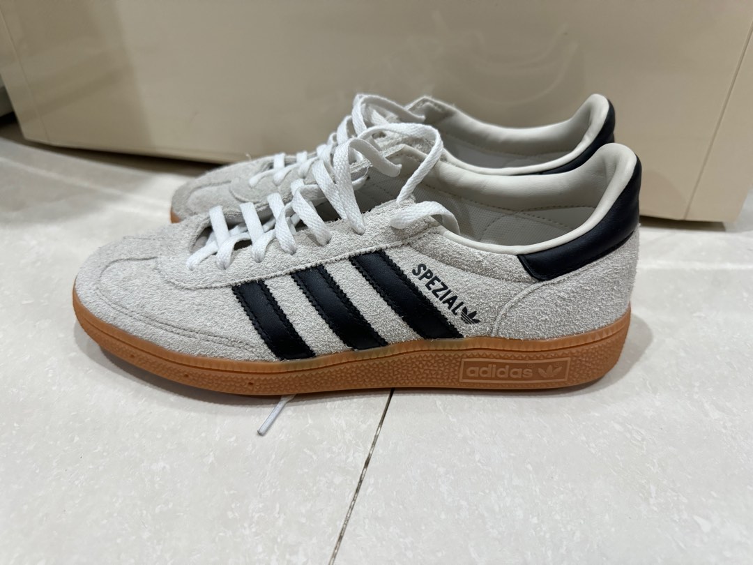 Adidas handball spezial alumunium 40, Fesyen Pria, Sepatu , Sneakers di ...