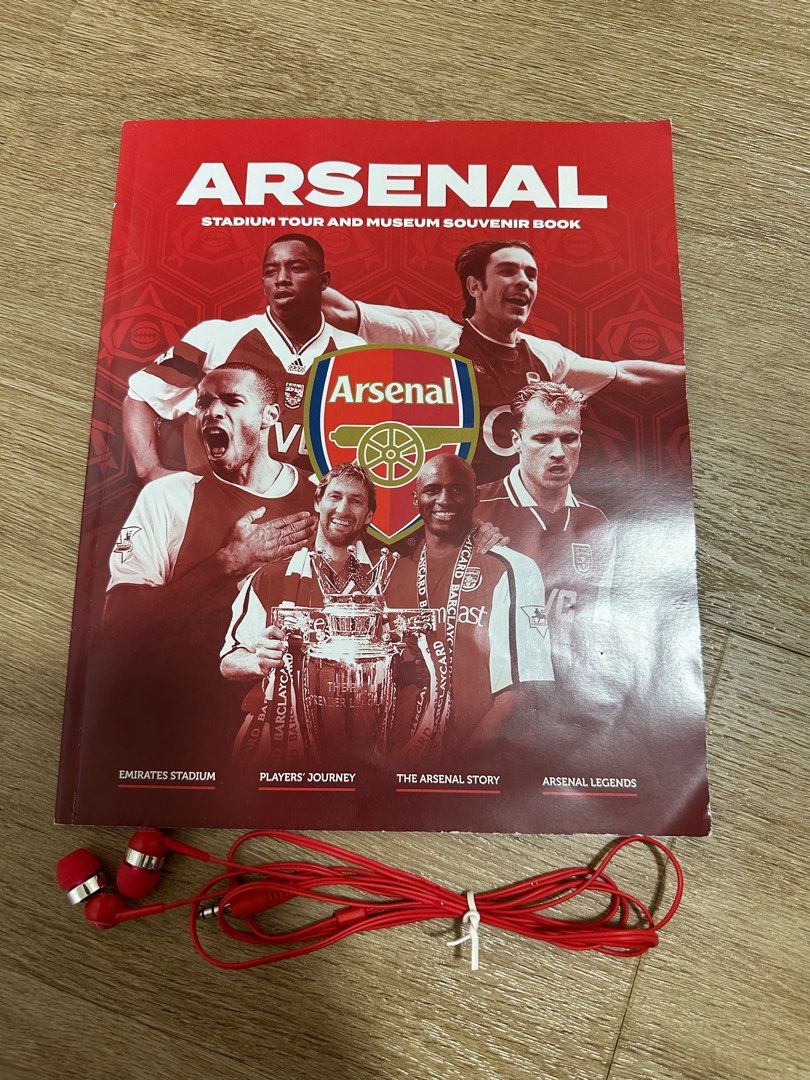Arsenal souvenir tour book, Hobbies & Toys, Books & Magazines ...