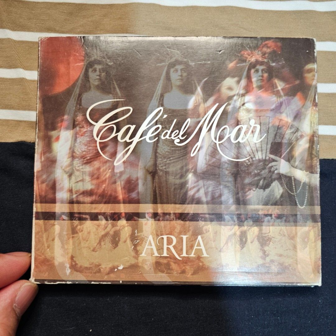 Cafe Del Mar - Aria - CD VG, Hobbies & Toys, Music & Media, CDs & DVDs ...