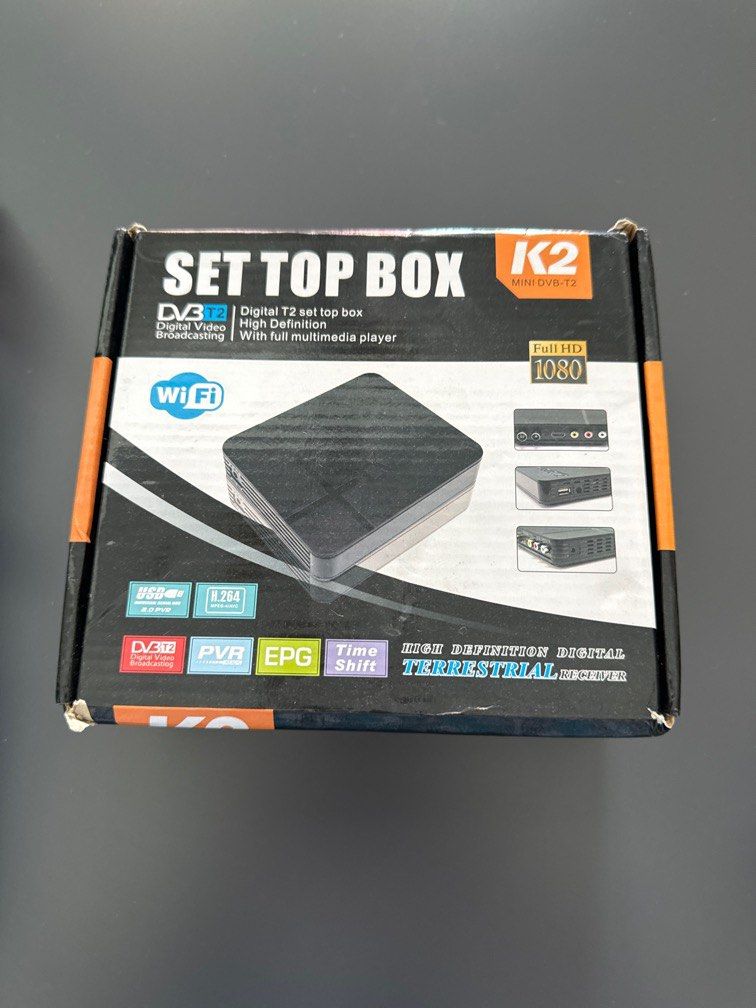 DV3 T2 box for watching over the air channels. Includes PVR and USB ...