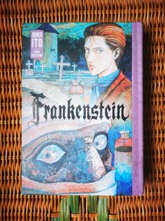 Smashed by Junji Ito Horror Manga Comic Book (Hardcover), Hobbies ...