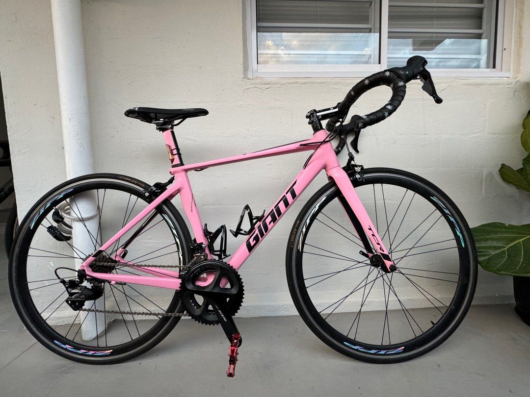 Giant TCR 100 Baby Pink Roadbike (Limited Edition), Sports Equipment ...