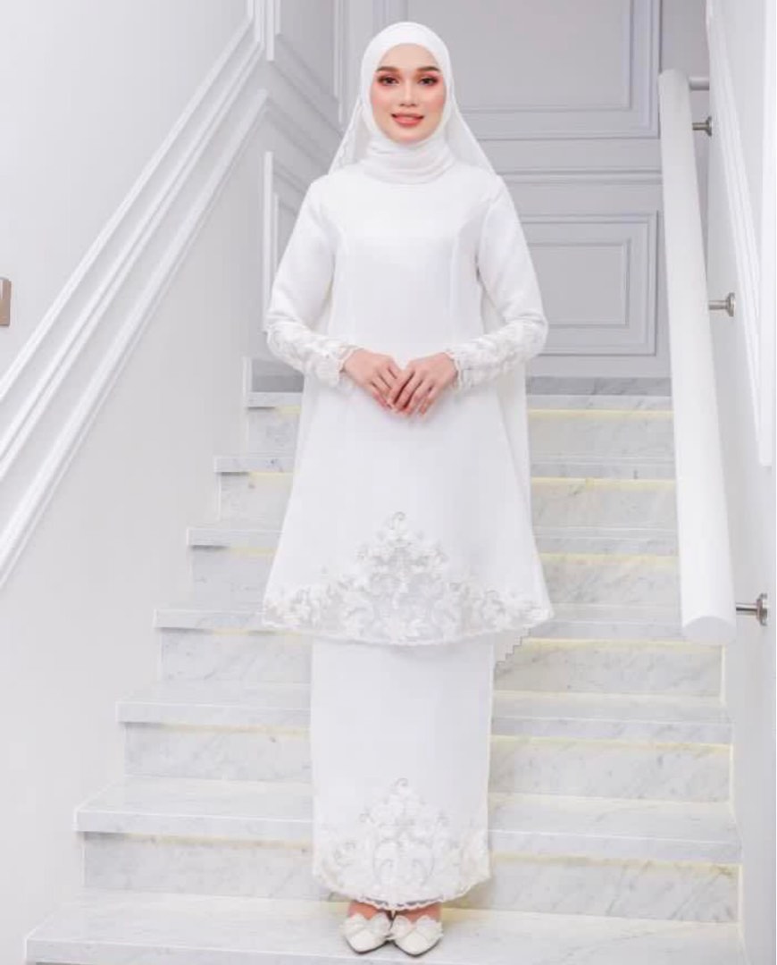 Inessa Kurung Hijabistahub, Women's Fashion, Muslimah Fashion, Baju ...