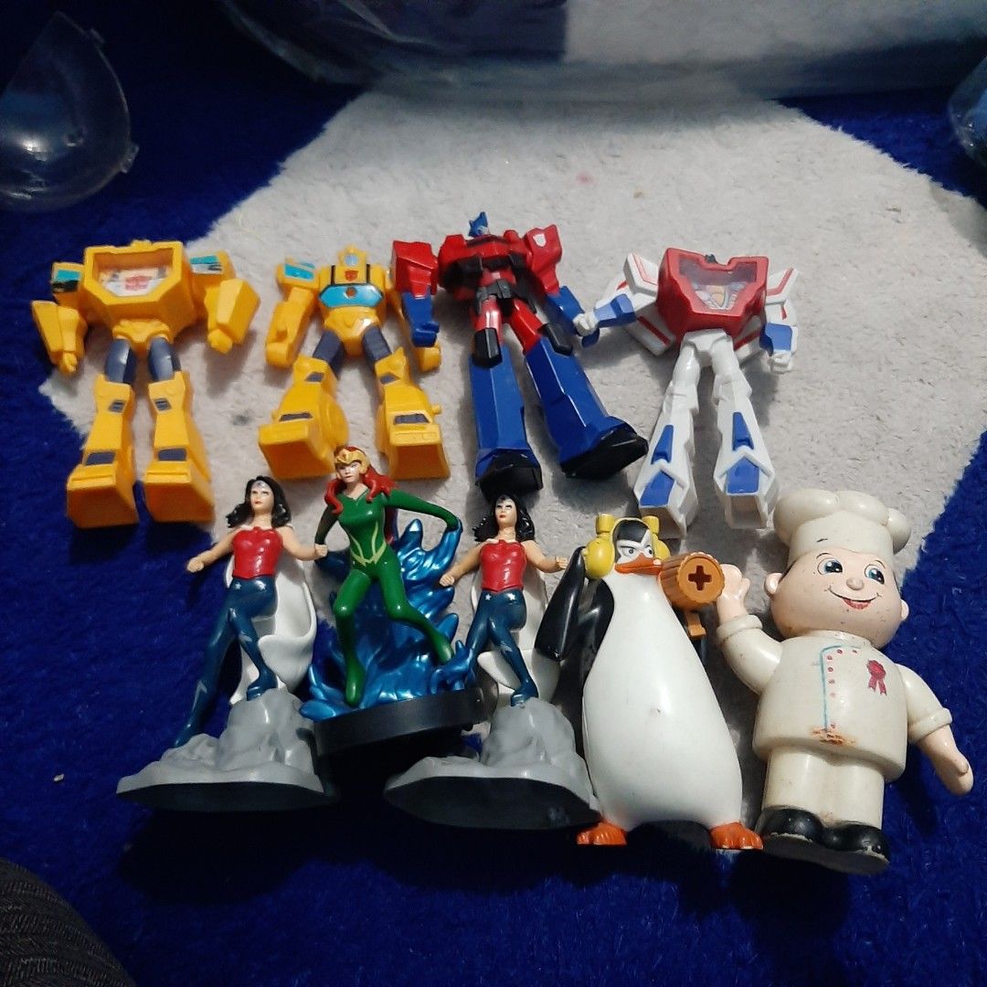 Mainan / figure dikoleksi transformers hasbro mcd , penguin madagaskar ...