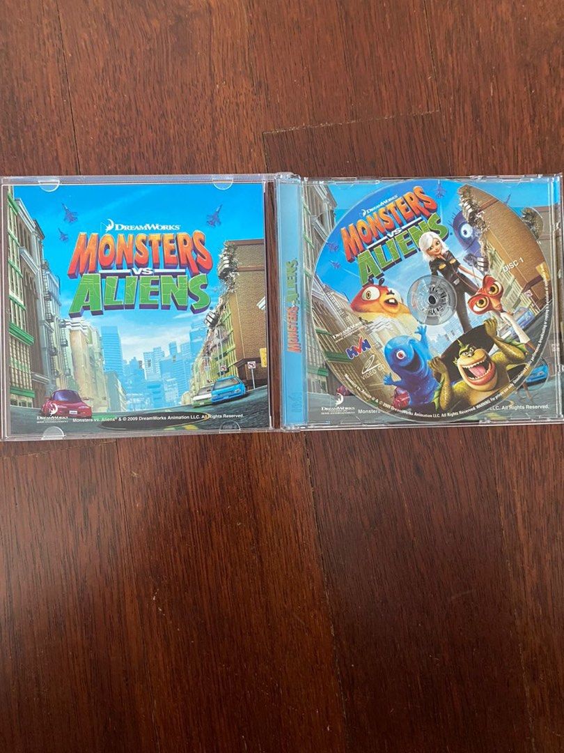 Monsters VS Aliens original VCD, Hobbies & Toys, Music & Media, CDs ...