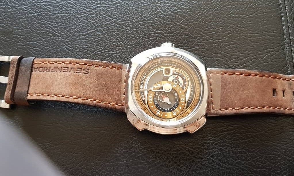 Seven friday Q2 plus box, Fesyen Pria, Jam Tangan di Carousell