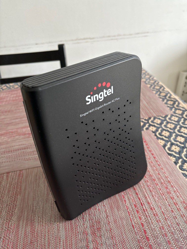 Singtel Wifi Gigabit Router AC Plus, Computers & Tech, Parts ...