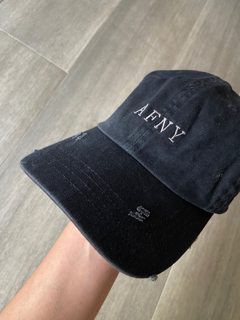 Topi AFNY ripped black, Fesyen Pria, Aksesoris, Topi di Carousell