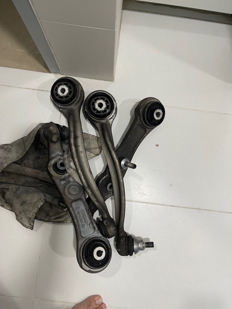 Original Merc c180 w204 spring arm (lower arm), Car Accessories ...