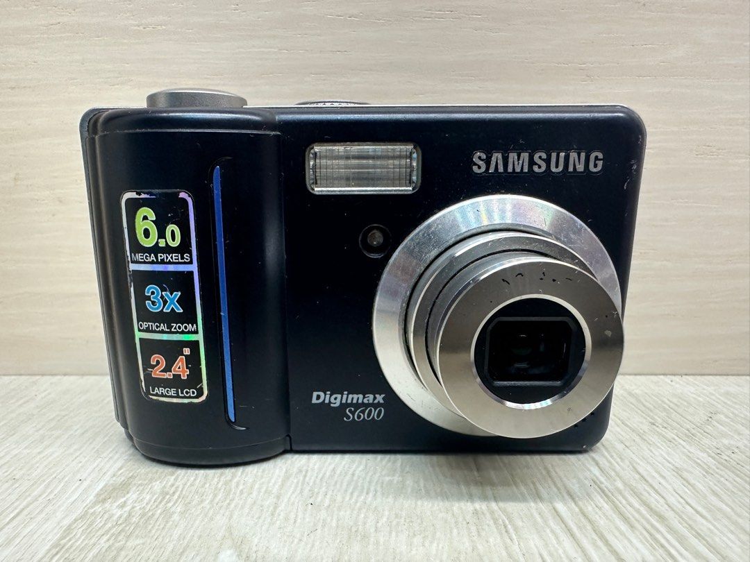 三星 SAMSUNG Digimax-S600 數位相機 二手數位相機(無法使用）零件機出售 收藏 擺飾 拍戲, 相機攝影, 相機在旋轉拍賣