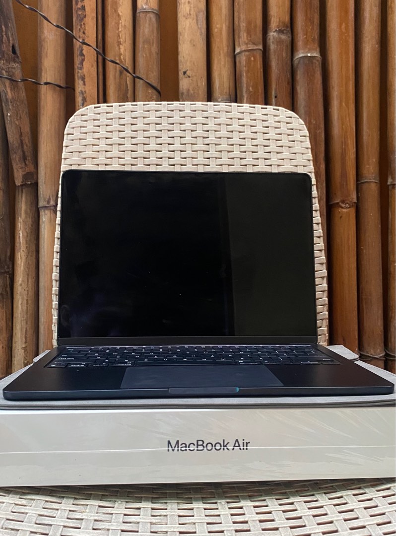 Apple Macbook Air M2 256gb Midnight Blue NEWLY BOUGHT, Computers & Tech ...