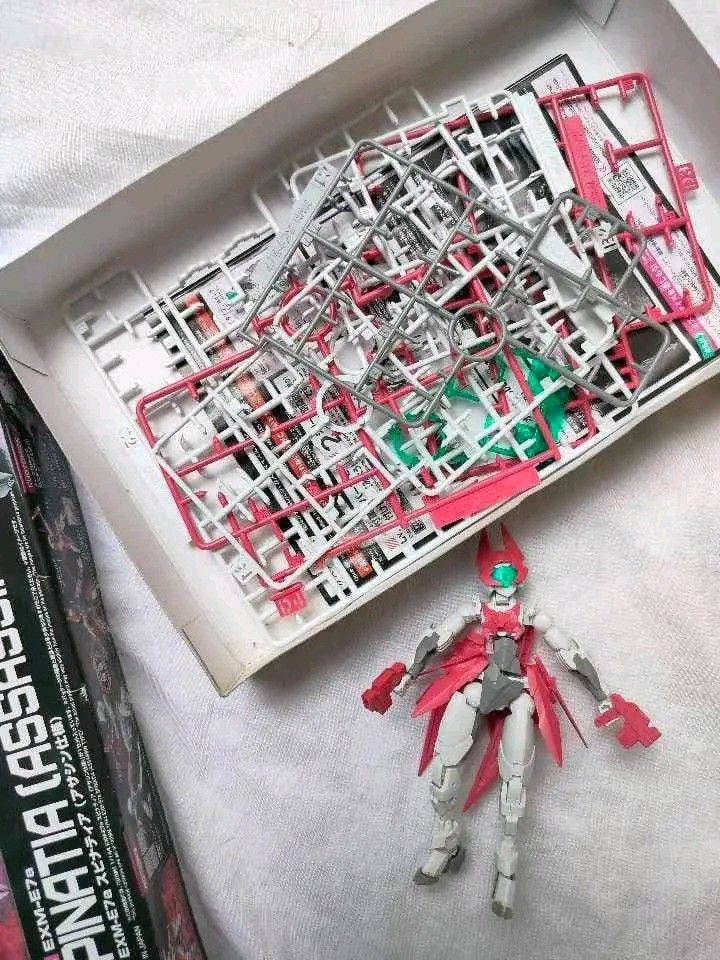 Bandai Namco Gundam High Grade 1/144 Scale Model "Spinatia" (Assassin ...