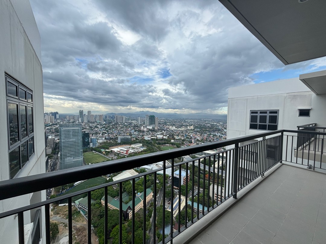 BGC PARK TRIANGLE OFFICE 1635sqm, Property, For Sale, Commercial on ...