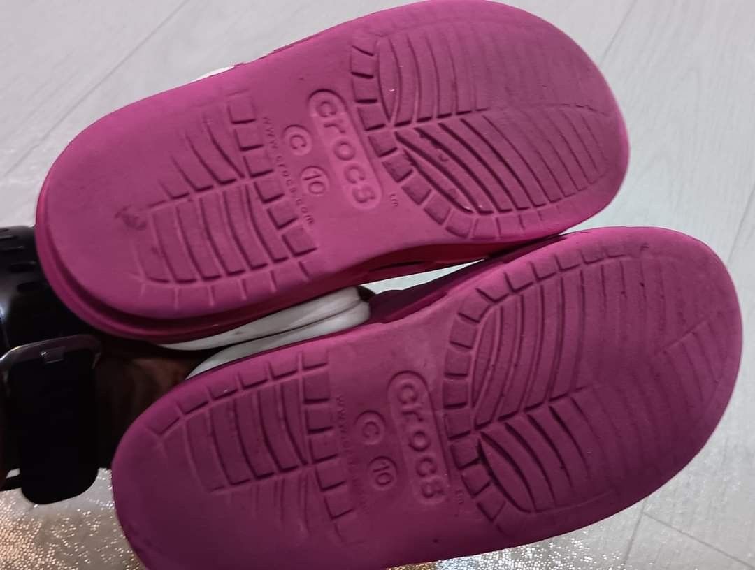 Crocs Pink Princess Disney, Bayi & Anak, Baju Anak Perempuan, 4 hingga ...