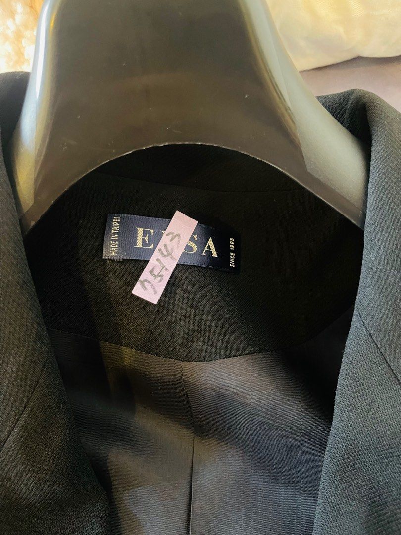 Elsa 西裝外套 ｜已送洗完成｜S&M, 她的時尚, 外套、夾克、大衣在旋轉拍賣