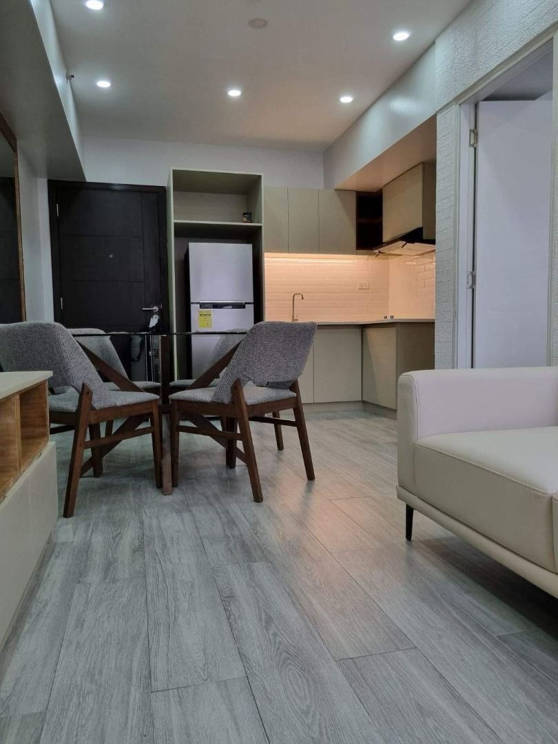 FOR SALE! Interior Designed 1BR AVIDA TOWERS TURF BGC, Property, For ...