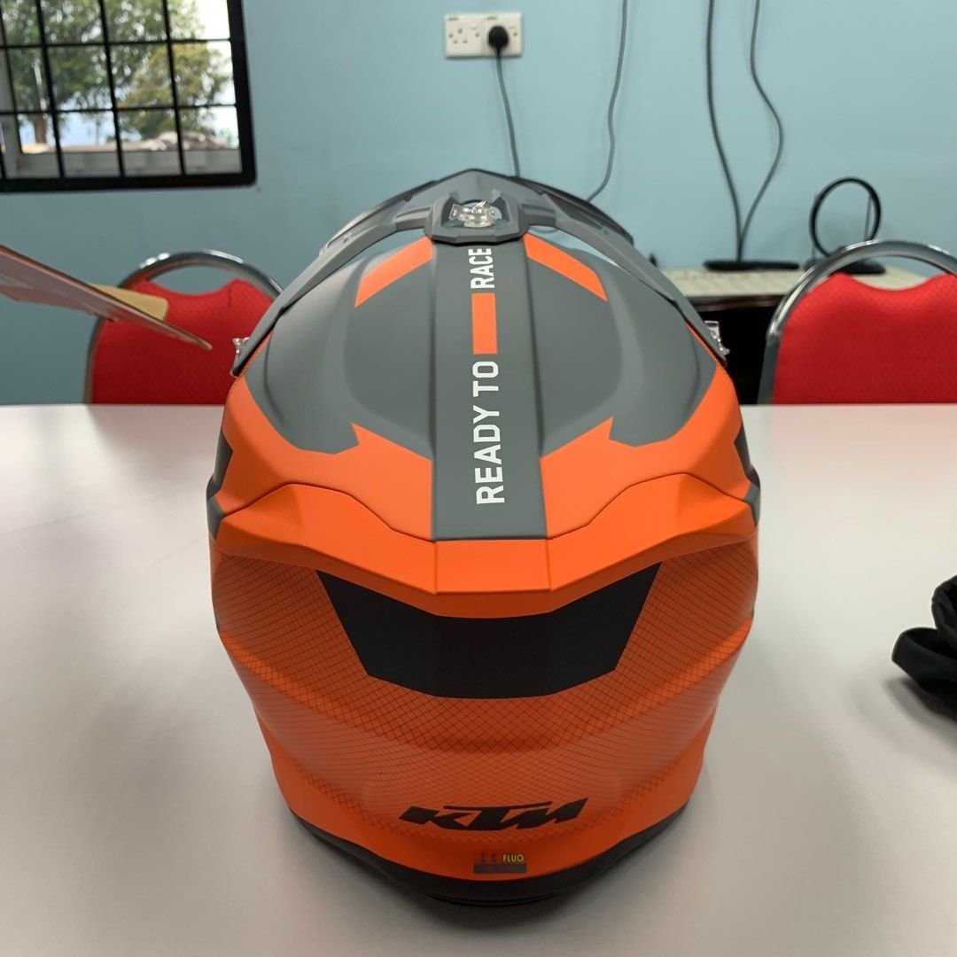 KTM STRYCKER HELMET, Motorbikes on Carousell