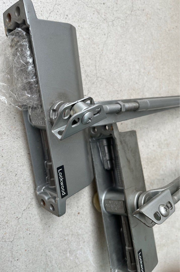 Lockwood soft door closer (1 pair), Furniture & Home Living, Security ...