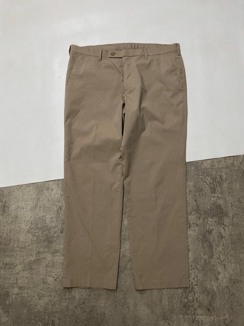 LONGPANTS UNIQLO BASIC KHAKIS, Fesyen Pria, Pakaian , Bawahan di Carousell