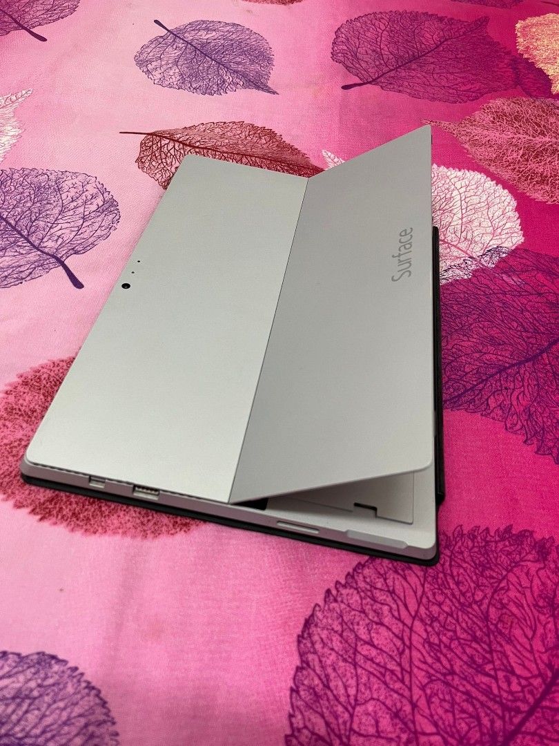 Microsoft surface pro 3 i7 4th Generation 8 GB ram 256 GB SSD ...