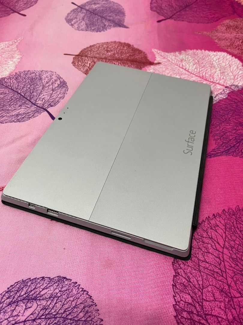 Microsoft surface pro 3 i7 4th Generation 8 GB ram 256 GB SSD ...