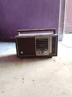 Radio jadul, Antik, Pajangan di Carousell