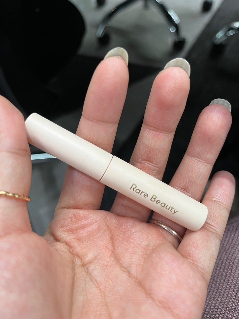 Rare beauty mascara, Kesehatan & Kecantikan, Rias Wajah di Carousell