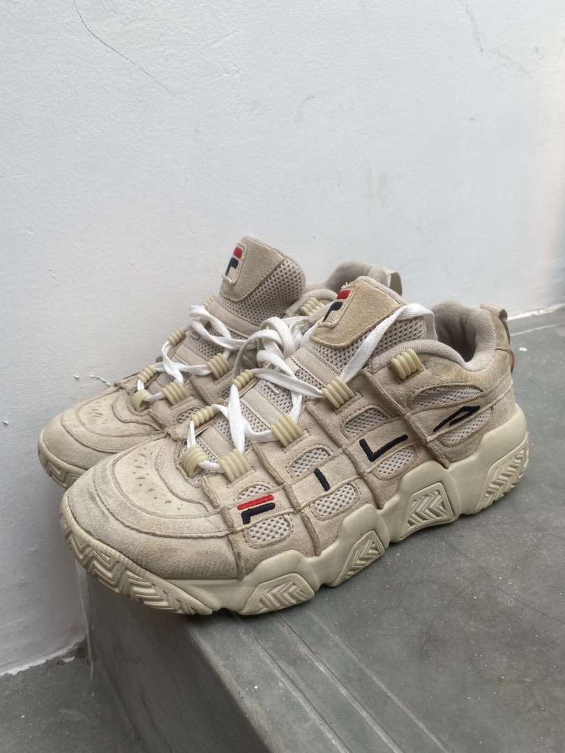 SEPATU FILA, Fesyen Pria, Sepatu , Sneakers di Carousell