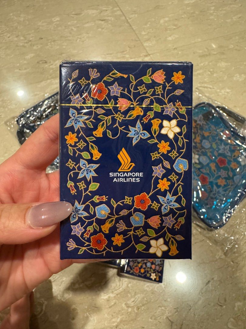 (Special Edition) BRAND NEW SEALED Singapore Airlines SQ Batik Motif ...