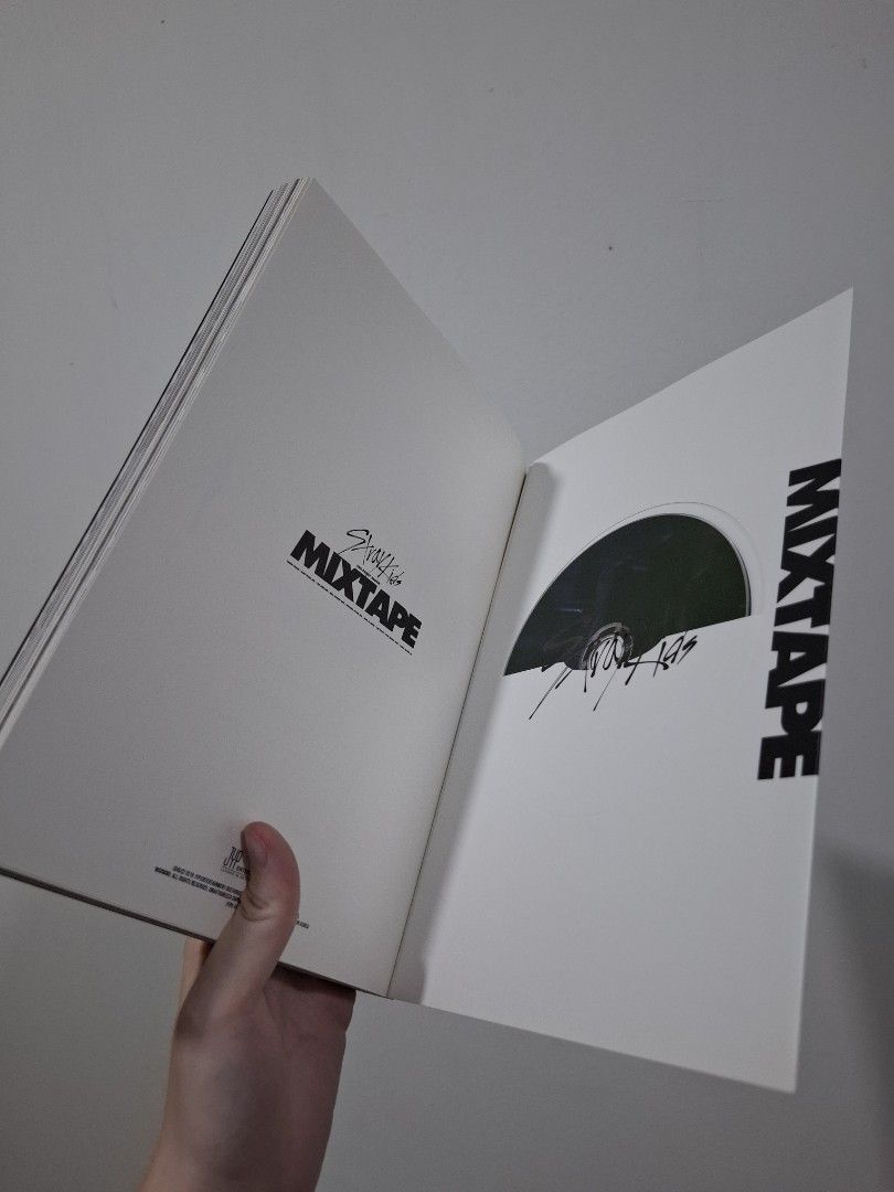 STRAY KIDS SKZ MIXTAPE ORIGINAL 1ST ALBUM + Photocard, Hobbies & Toys ...