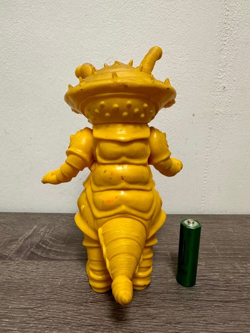 Ultraman Ultra Monster Kaiju Digital Kanegon 1997, Hobbies & Toys, Toys ...