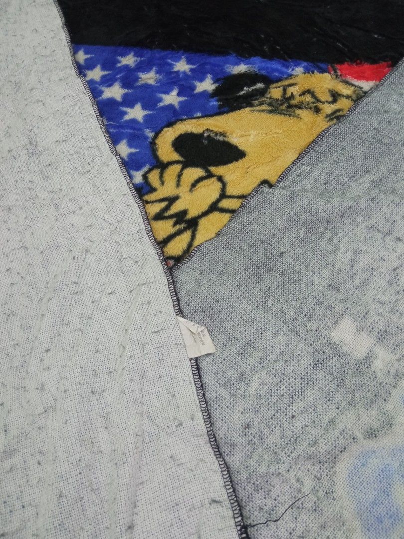 Vintage merchandise shaggy fluffy carpet muttley dick dastardly Hanna ...