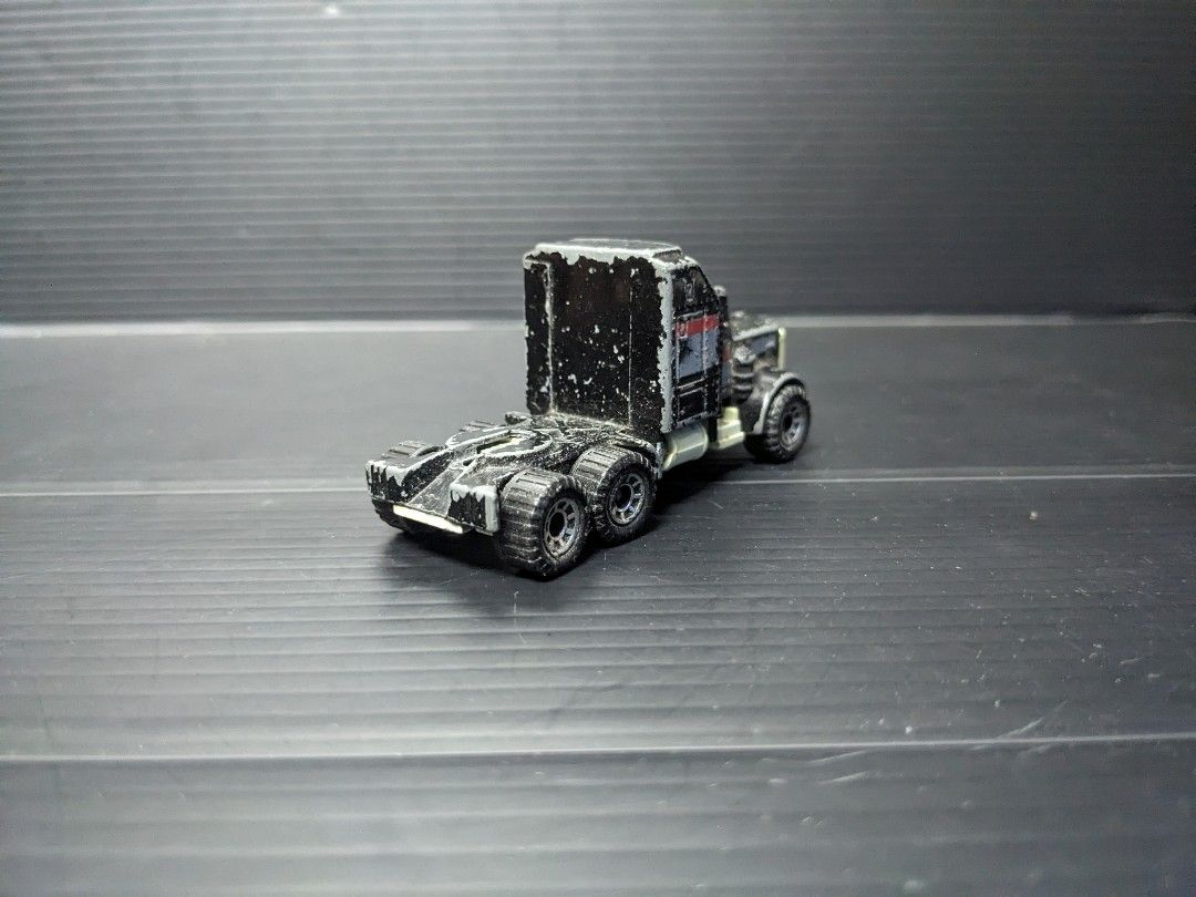 1983 Matchbox Black Kenworth Aerodyne Semi-Truck Diecast, Hobbies ...