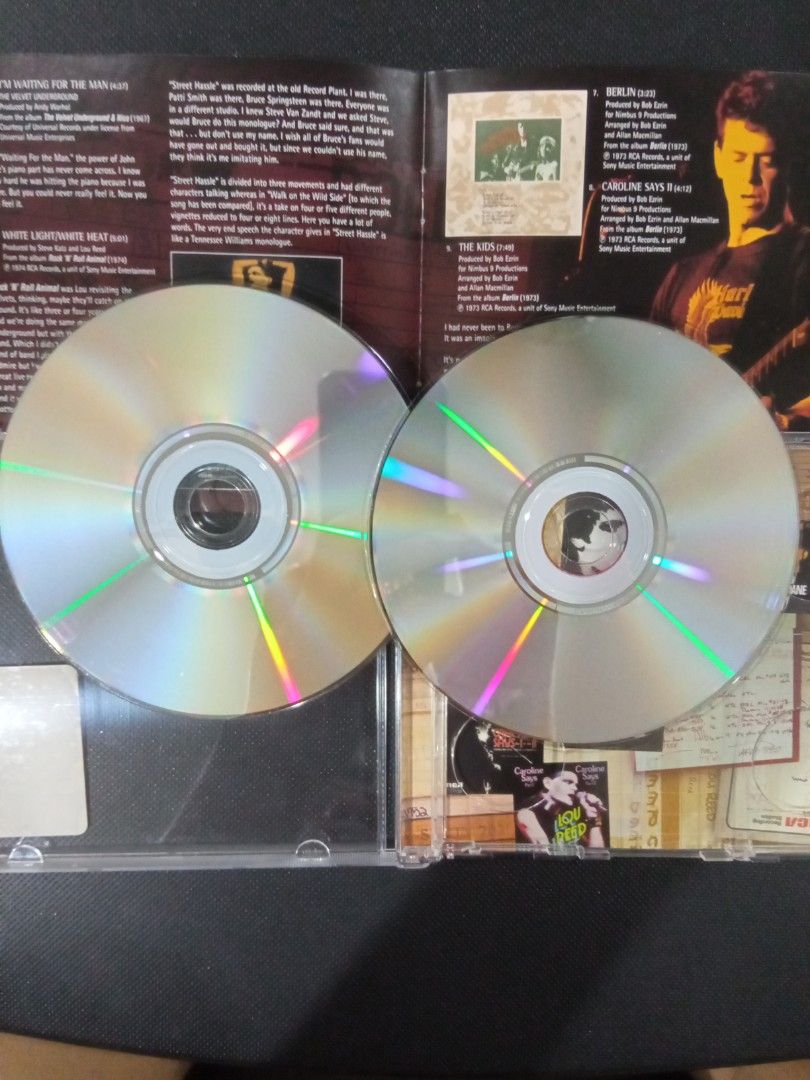 CD Lou Reed - The essential (2 CD), Hobbies & Toys, Music & Media, CDs ...