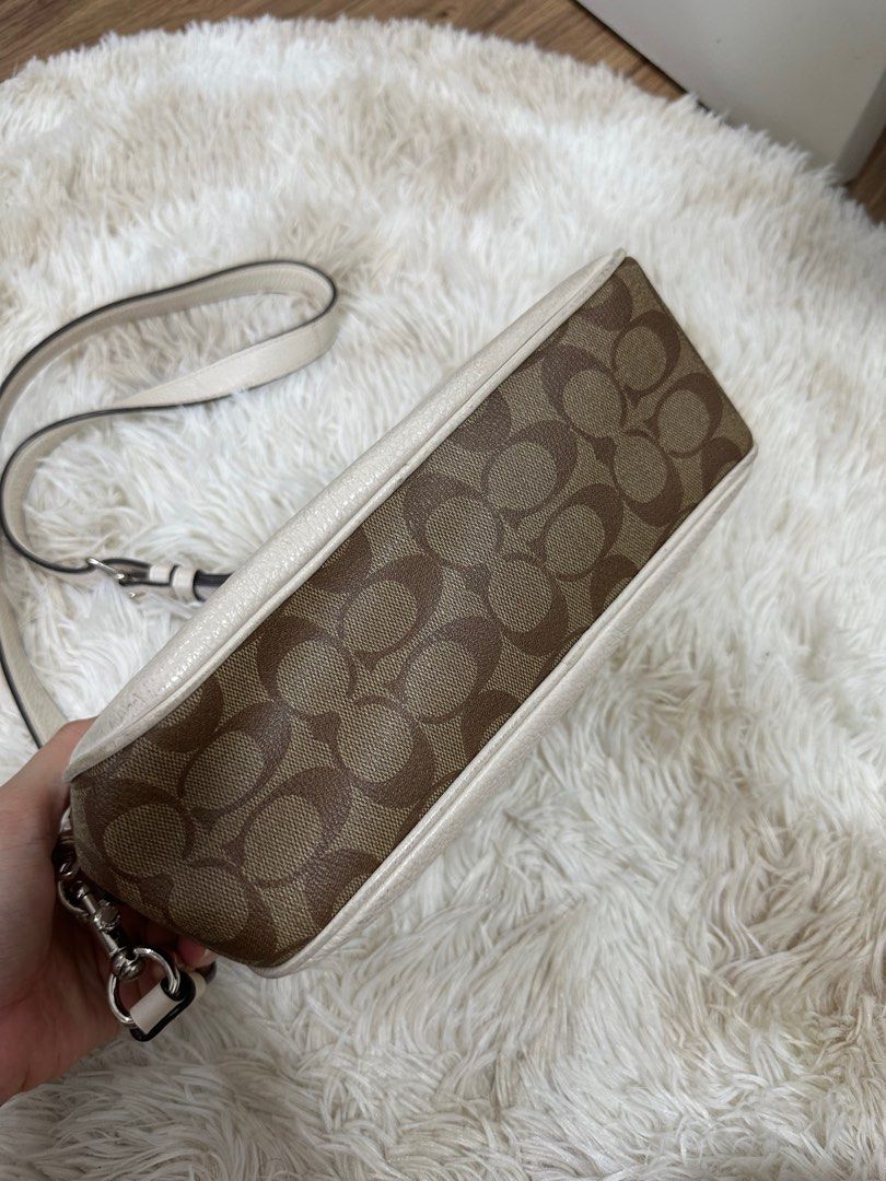 Coach Limited Edition Dumbo Bag, Women's Fashion, Bags & Wallets, Cross ...