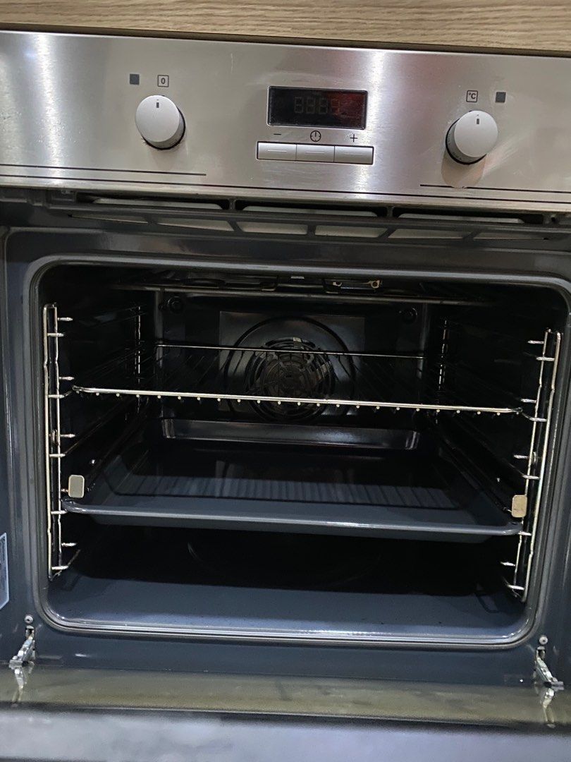 Electrolux EOB3434BOX 72L built in oven, TV & Home Appliances, Kitchen Appliances, Ovens ...