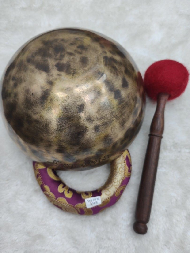 Handmade Full Moon Singing Bowl (Direct from Nepal), Hobbies & Toys ...