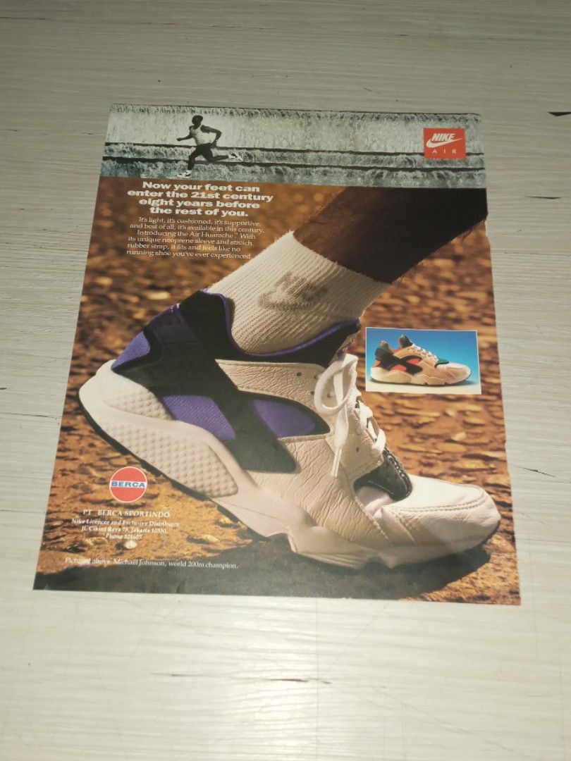 Iklan cetak jadul Sepatu Nike Air, Antik, Pajangan di Carousell