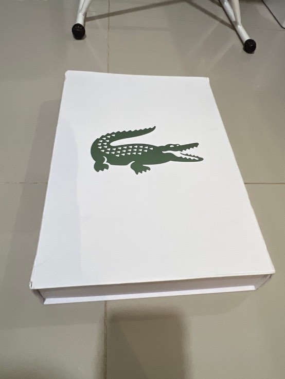 Lacoste Box, Barang Yang Dicari di Carousell