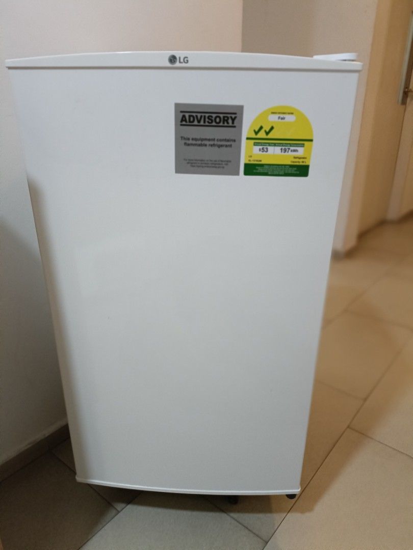 LG Mini Fridge / Bar Fridge 90L, TV & Home Appliances, Kitchen ...