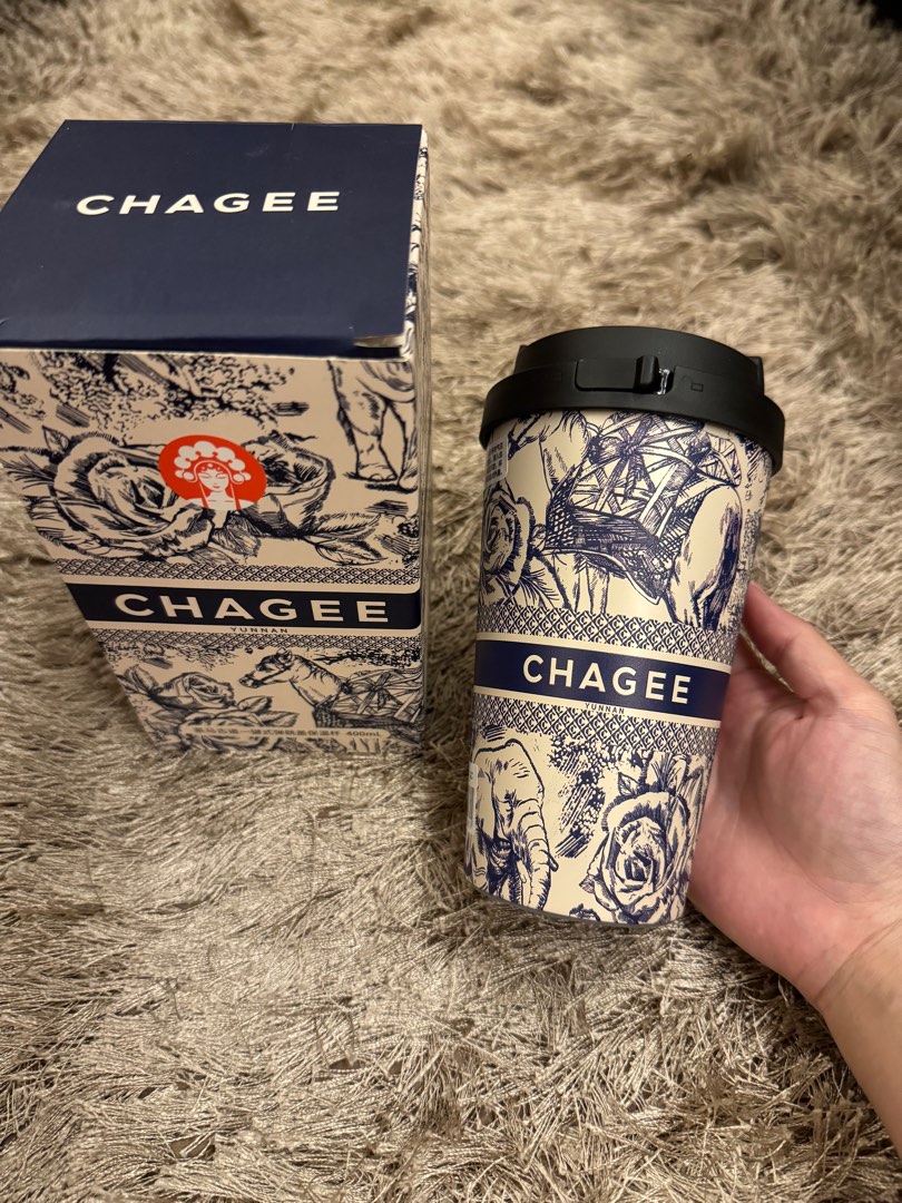 [Limited Stock] Chagee Classic White Blue Tumbler -, Hobbies & Toys ...