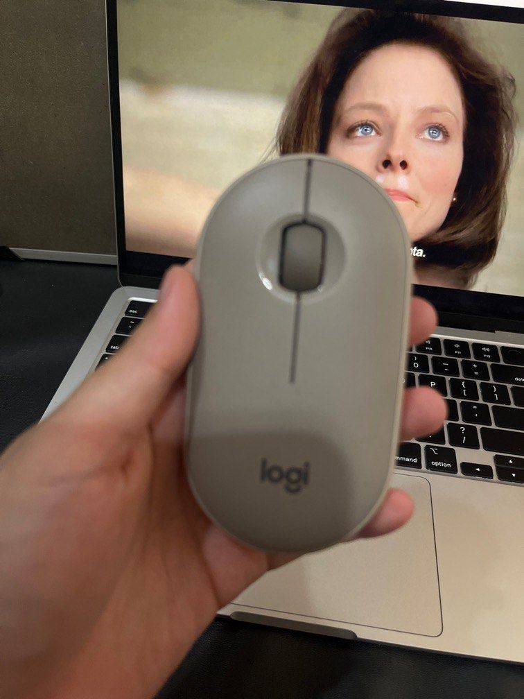 Logitech Mouse Pebble M350 Warna Sand, Elektronik, Komputer, Desktop di Carousell