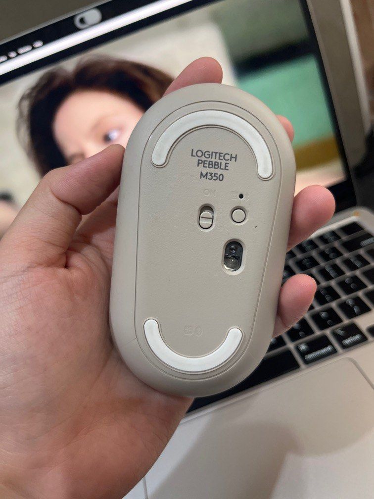 Logitech Mouse Pebble M350 Warna Sand, Elektronik, Komputer, Desktop di Carousell