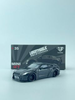 Mini GT LB Works Isuzu N-Series Flatbed White, Hobbies & Toys, Toys ...