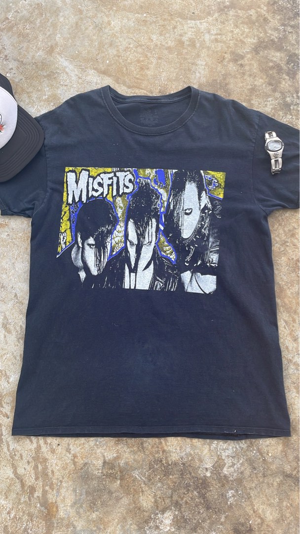 MISFITS Women Cut, Women's Fashion, Tops, Shirts on Carousell