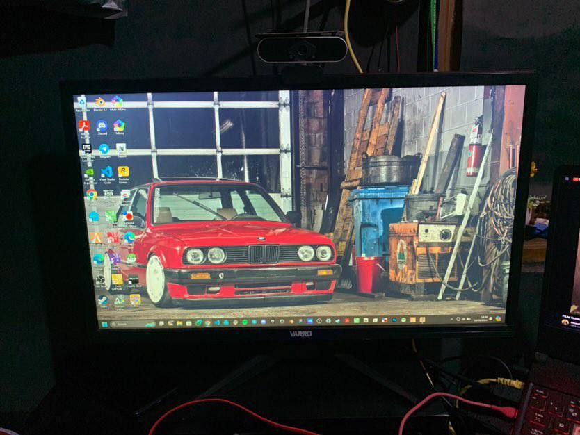 Monitor LED VARRO 24”, Elektronik, TV & Perlengkapan Hiburan di Carousell