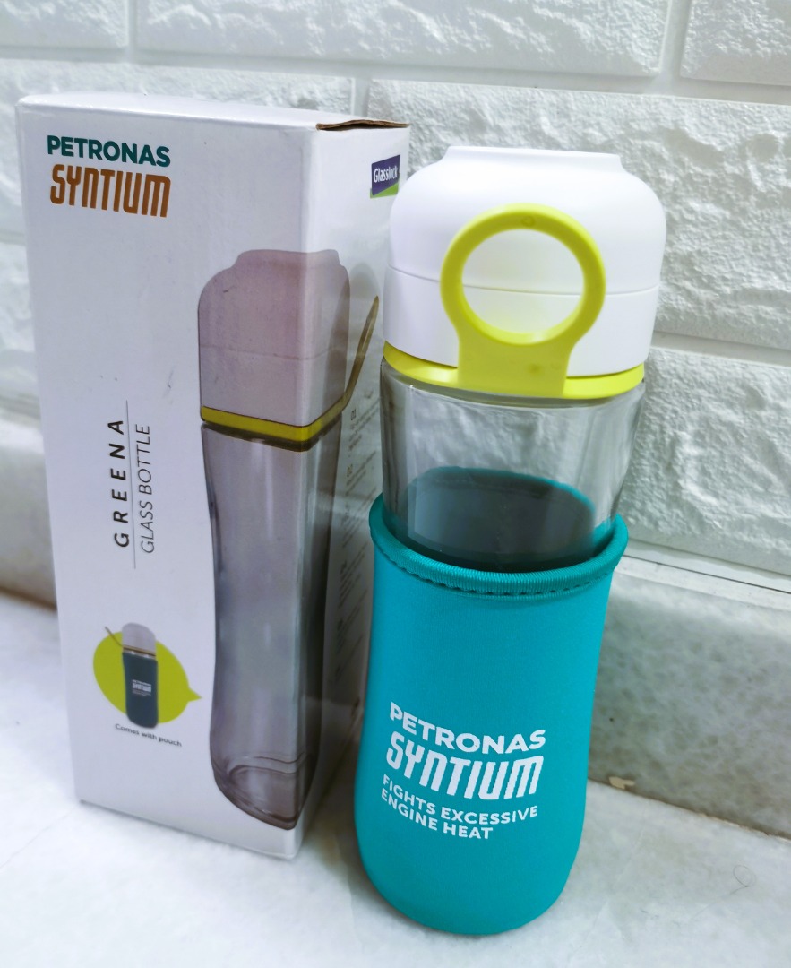 [New] 500ML Petronas x Glasslock Water Bottle, Furniture & Home Living, Kitchenware & Tableware ...